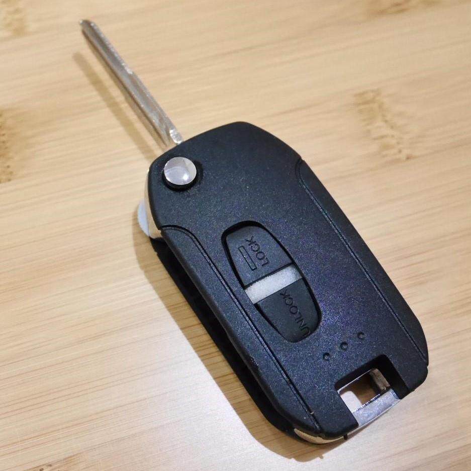 Pajero , Triton 2-button flip key shell with push button + logo (left ...